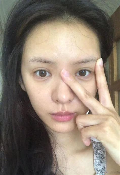 素顏都這麼美，難怪張予曦被稱：無可挑剔，更憑《韞色過濃》大火 每日頭條