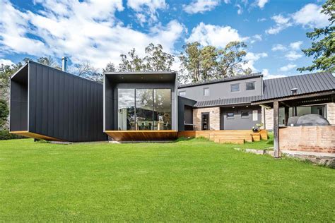 Edge Gutter Architecture And Design