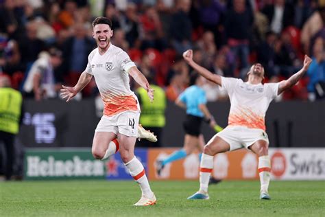 Arsenal Lead Race To Sign Declan Rice Football Extras