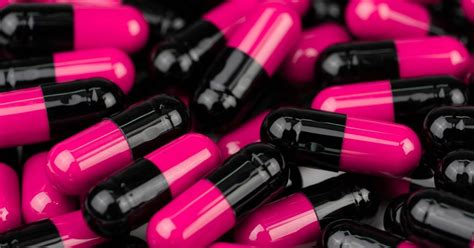 What Is Clindamycin Uses Dosage Warnings And Side Effects