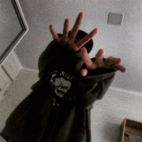 Pin By Fk On M Instagram My Story Funny Emoji Emo Guys