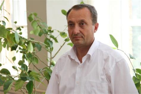 Սուրեն ԴԱՎԹՅԱՆ
