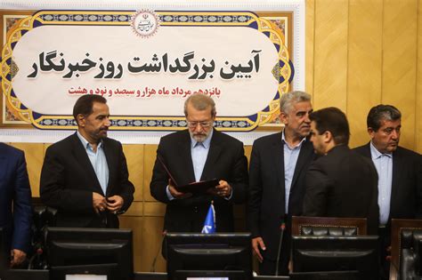 دیدار صمیمانه دکتر علی لاریجانی با اصحاب رسانه خبرگزاری آنا