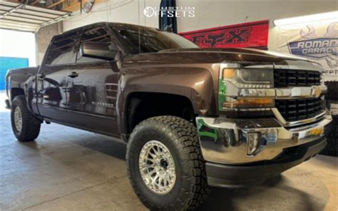 2016 Chevrolet Silverado 1500 With 17x9 0 Kmc Km445 And 31570r17 Toyo