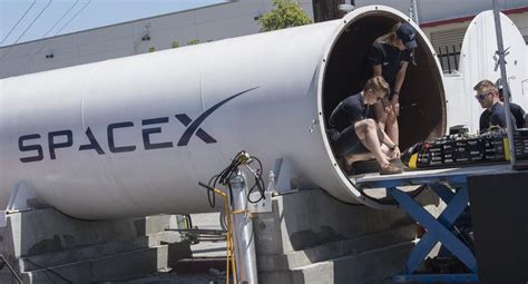 SpaceX pospone lanzamiento de cápsula con suministros para la EEI TECNOLOGIA EL COMERCIO PERÚ