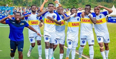 Abakinnyi 11 Umutoza W Ikipe Ya Rayon Sports Azabanza Mu Kibuga Ku