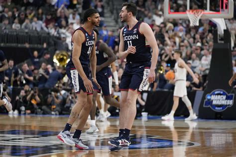 Uconn Mens Basketball Advances To The Final Four Twitter Reacts
