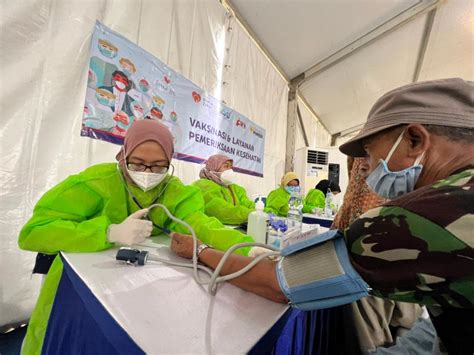 Pt Indonesia Power Dan Rumah Zakat Salurkan Bantuan Sembako Dan Layanan