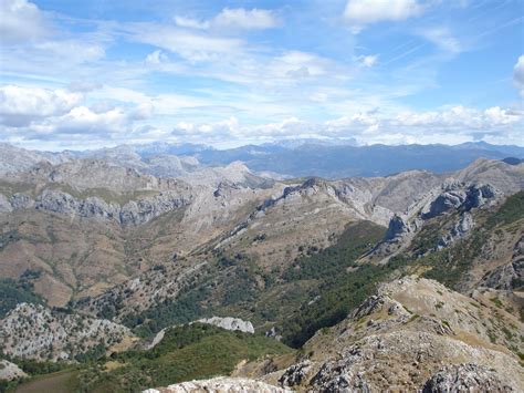 la fuente del abedul Ascensión al Pico Moro Sur Pico Moro Norte y al Pico Cerroso