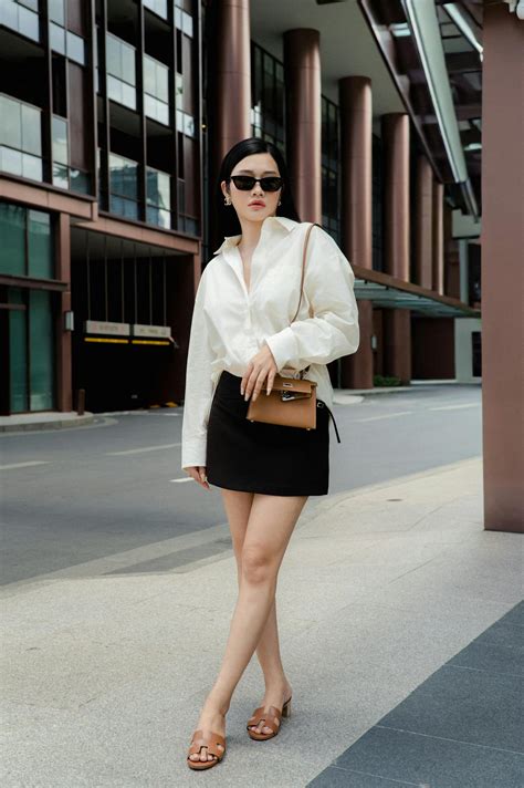 Telegraph Girl Model Set Photos Download The Best Free Telegraph Girl