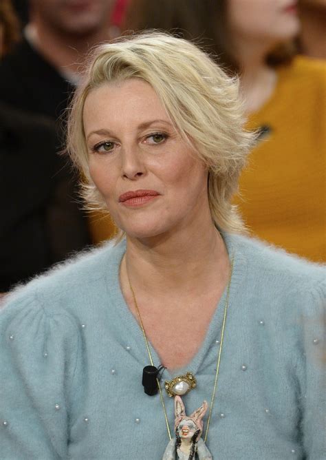 Photo Florence Thomassin Lors De Lenregistrement De Lémission Vivement Dimanche à Paris