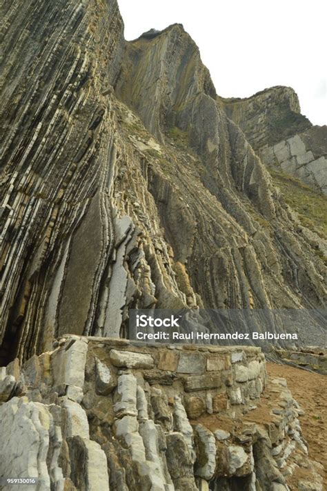 Flysch 유형 지질 바스크어 경로 유네스코의 지질 형성의 산 왕좌의 게임을 촬영된입니다 난 0명에 대한 스톡 사진 및 기타