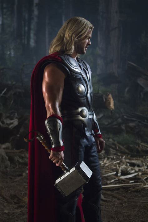 Chris Hemsworth As Thor In The Avengers The Avengers Pictures