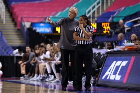 Georgia Tech Coach Nell Fortner Blasts Ncaa For How It Treats The Women