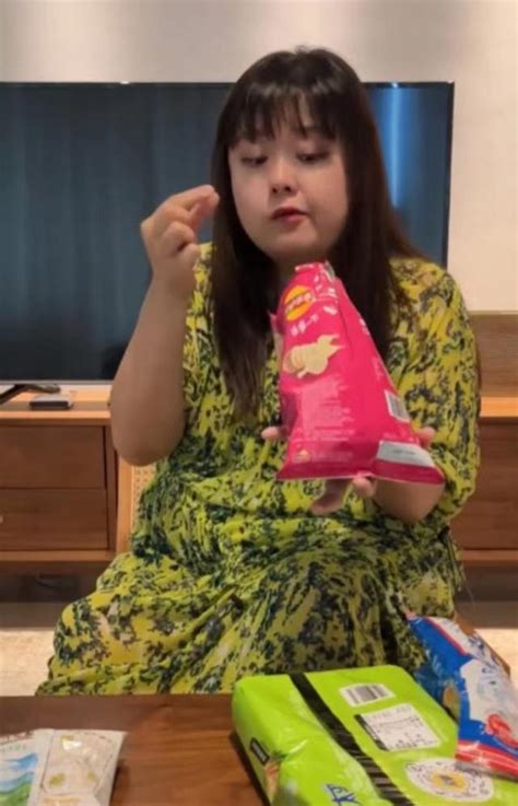 又暴饮暴食！tvb前女星狂吃30笼点心，如今体重维持在200磅