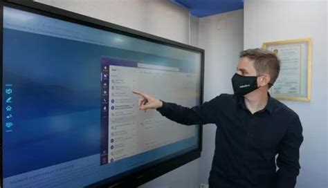 Black Newline Interactive Display Panel For Education Size Dimension