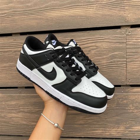 Nike Sb Dunk Low Panda Réplica 11 Risky Souls