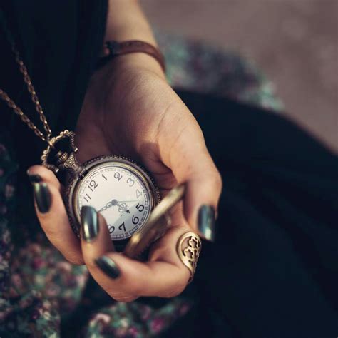 غمگین نگارخانه متن نگار