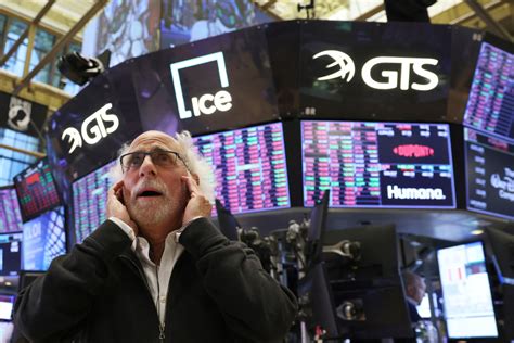 Dow Sandp 500 Nasdaq Plunge Causes Behind Thursdays Bearish Rebound