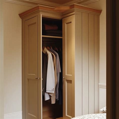 Ugaoni Ormari Ugaoni Plakari Po Meri