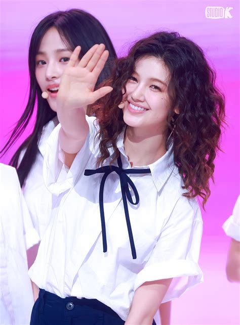 240524 Newjeans Danielle Bubble Gum At Music Bank Kpopping