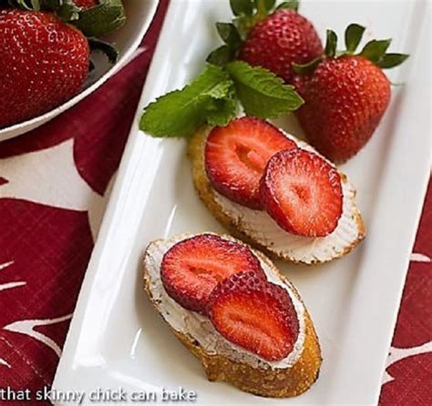 Goat Cheese And Strawberry Tartine A French Starter That Skinny