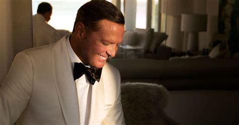 Luis Miguel Reaparece Para Hacer Publicidad Y En Un Vídeo De Tik Tok
