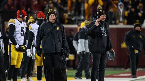 Iowa Football Vs Nebraska Live Score Updates Huskers Lead Hawkeyes
