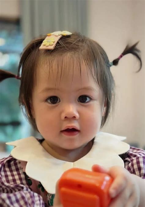 จ๋า ยศสินี เจอ น้องแอบิเกล ลูกสาว แม่ชมพู่ ครั้งแรก หลงหลานสาวตัวน้อย