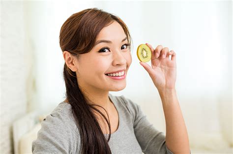 Intip 5 Manfaat Kiwi Untuk Kesehatan Kulit