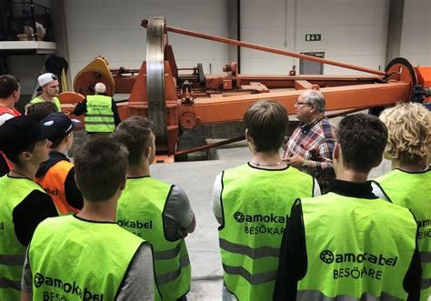 Lars Kaggskolans Eltekniker På Besök