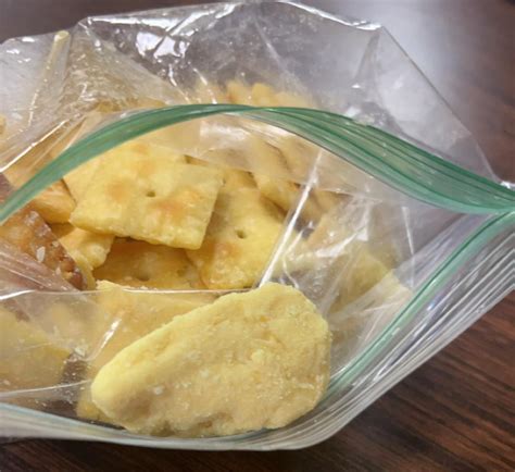 Block Of Cheese Flavoring In My Cheez Itz Rmildyinteresting