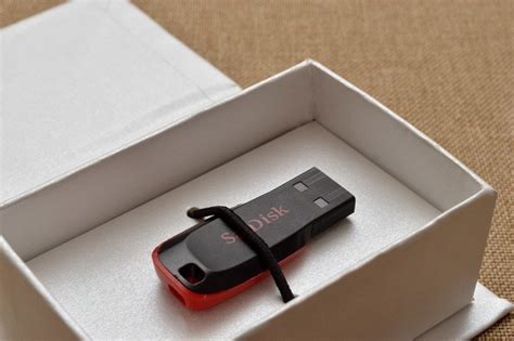 Case Para Pen Drive
