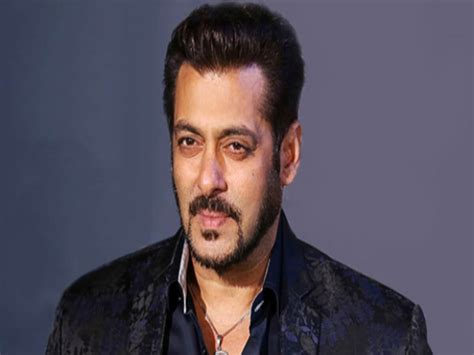 Case Filed Against Kunal Kamra For Making Fun Of Salman Khan In Indore