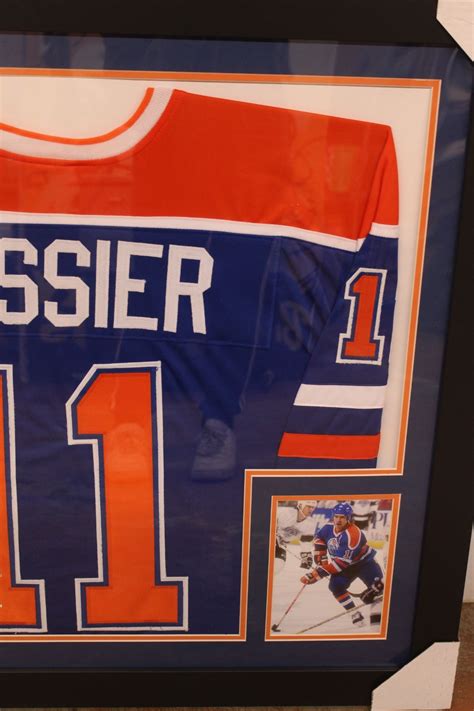 Mark Messier Framed Autographed Edmonton Oilers Jersey W Certificate