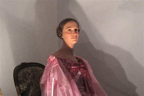 Портрет Жены Пушкина Как звали жену Портрет жены поэта Н Гончарова Жена Пушкина Фото жены