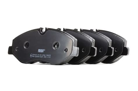 P 50 129 BREMBO Bremsbelagsatz für Verschleißwarnanzeiger vorbereitet ...