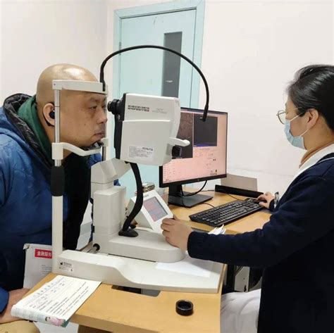 患上黄斑病变会导致视物变形哦！检查眼底变性