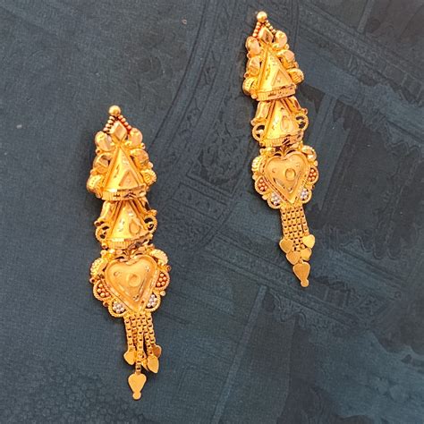 Buy Quality 22k Gold Exclusive Step Hanging Earring In Ahmedabad
