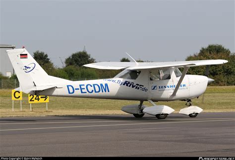 D Ecdm Rhein Mosel Flug Rmf Reims Cessna Fa150k Aerobat Photo By