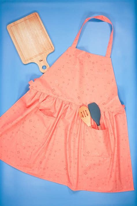 Adult Women Apron PDF Sewing Pattern Gathered Skirt Pockets Easy Beginner Apron Sewing