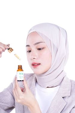 Foto Produk Dengan Model Profesional
