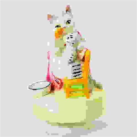 Schmid Music Box Beatrix Potter Mrs Tabitha Twitchit