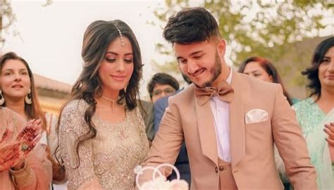 Shahveer Jafry Fiancée Ayesha Beig Enjoy Qawali Event As Engaged Couple