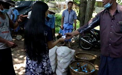 Dvb ပုသိမ်တွင် စားဝတ်နေရေး အခက်အခဲတွေ့နေသူ ၄၅၀ ကျော်အတွက် စုပေါင်းလ