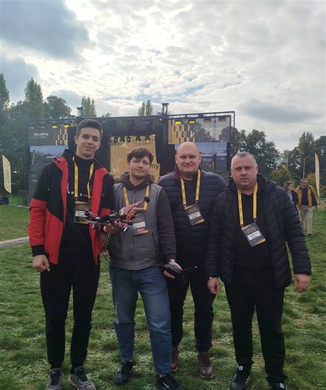 СТУДЕНТСЬКА ТЕХНОЛОГІЧНА ЛІГА З Fpv ПЕРЕГОНІВ