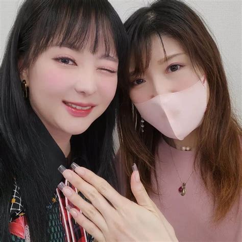 会社員j（会社員aちゃん）さんのインスタグラム写真 会社員j（会社員aちゃん）instagram「學びは楽しいことで、 ネイルの世界は