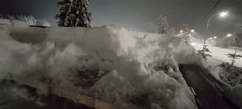 30cm Snow Dumped In 8 Hrs Overwhelming Dishy Rstarlink