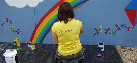 Zurich Uk Employees Give Over 4000 Days Of Volunteering Each Year