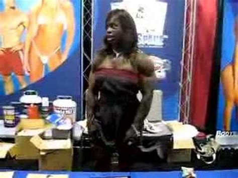 Dayana Cadeau At The 2007 Olympia Expo Youtube
